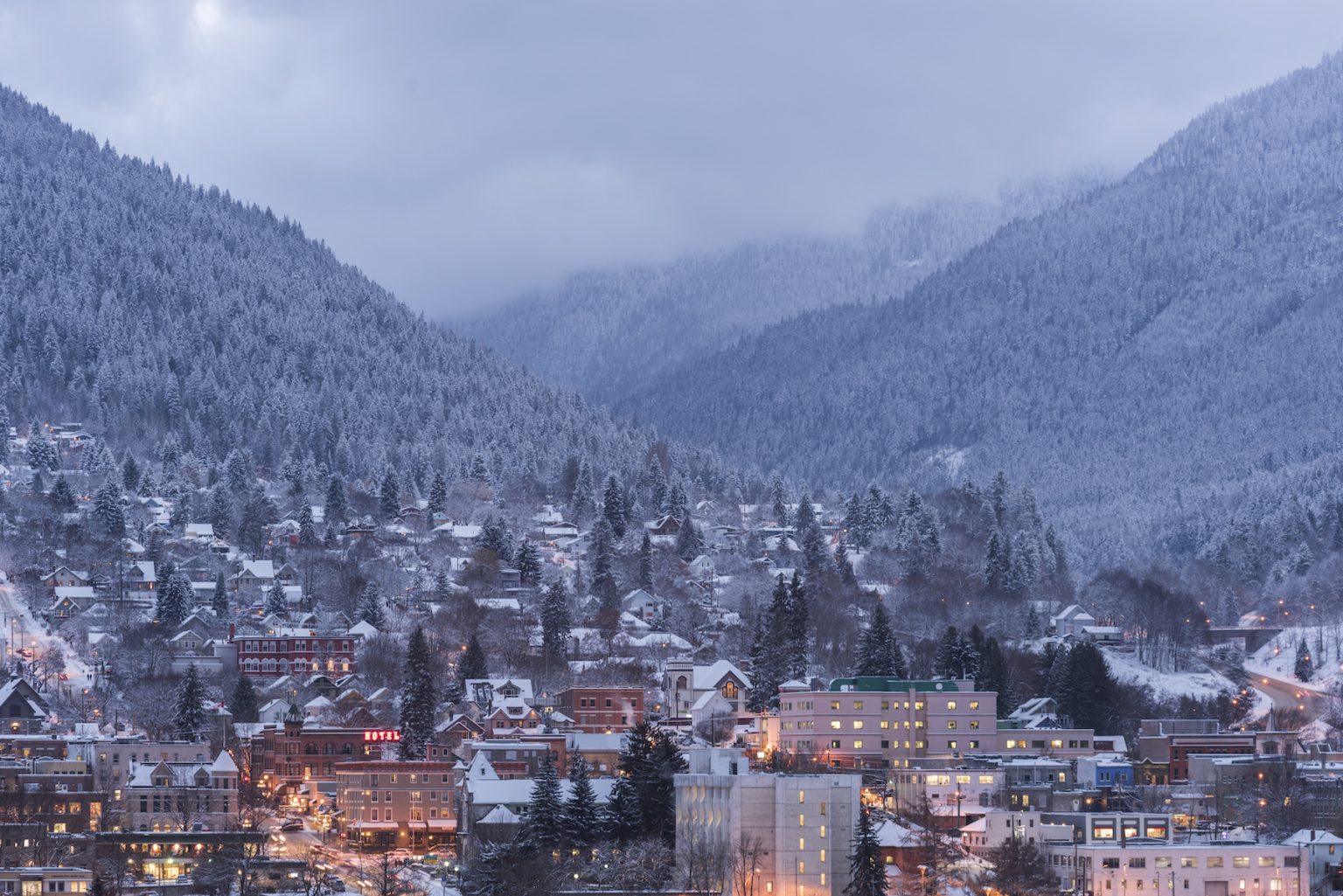 72 Hours in Nelson this Winter – Kootenay Rockies