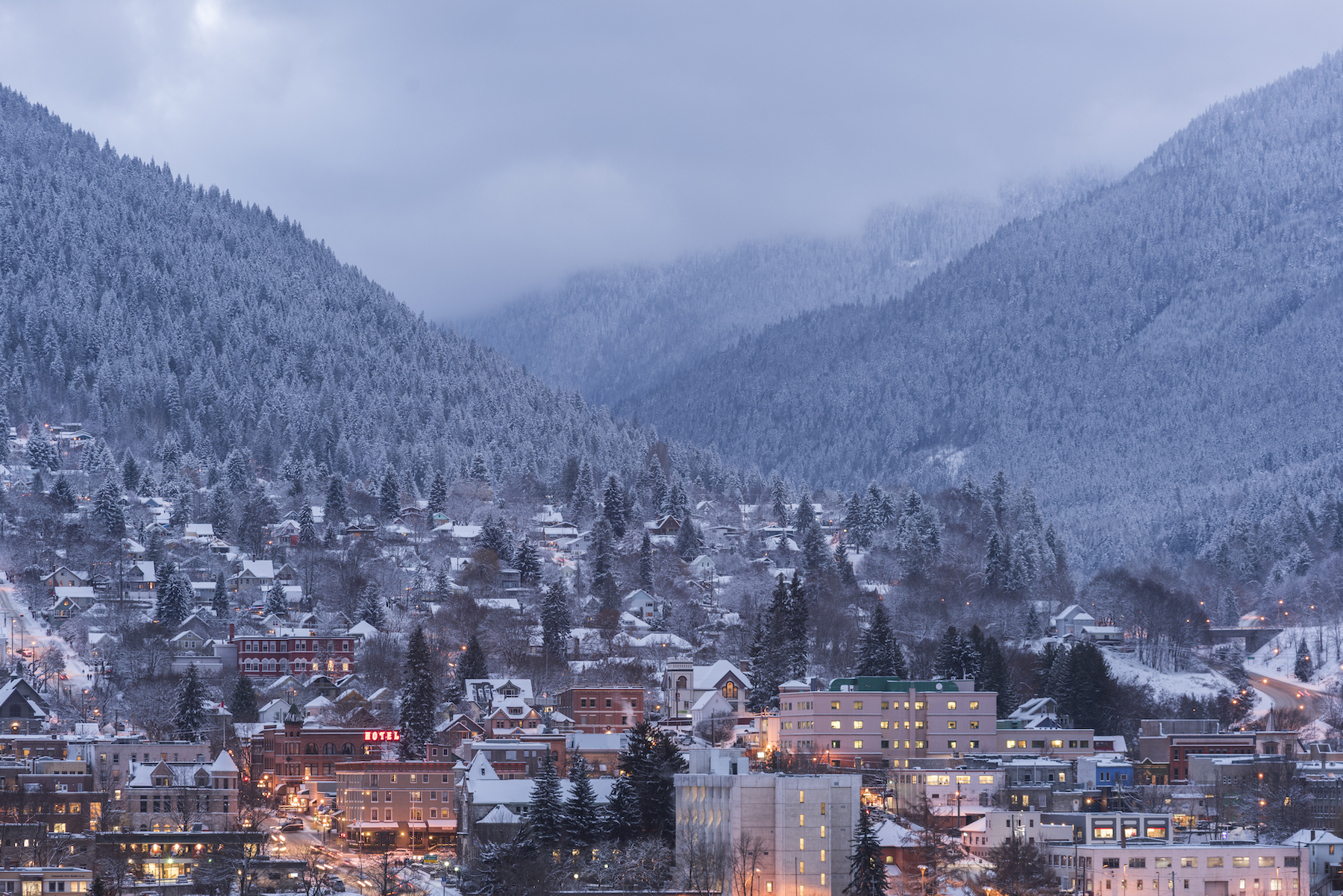 72 Hours in Nelson this Winter – Kootenay Rockies