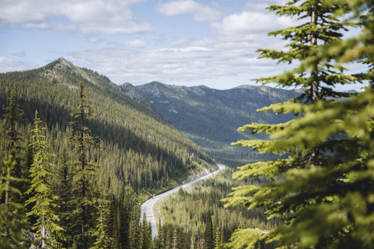 3 Ways to Get to Radium Hot Springs – Kootenay Rockies